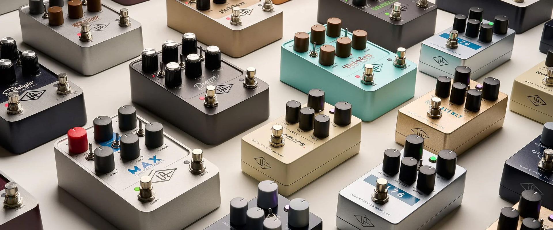 Guitar Pedals – Universal Audio
