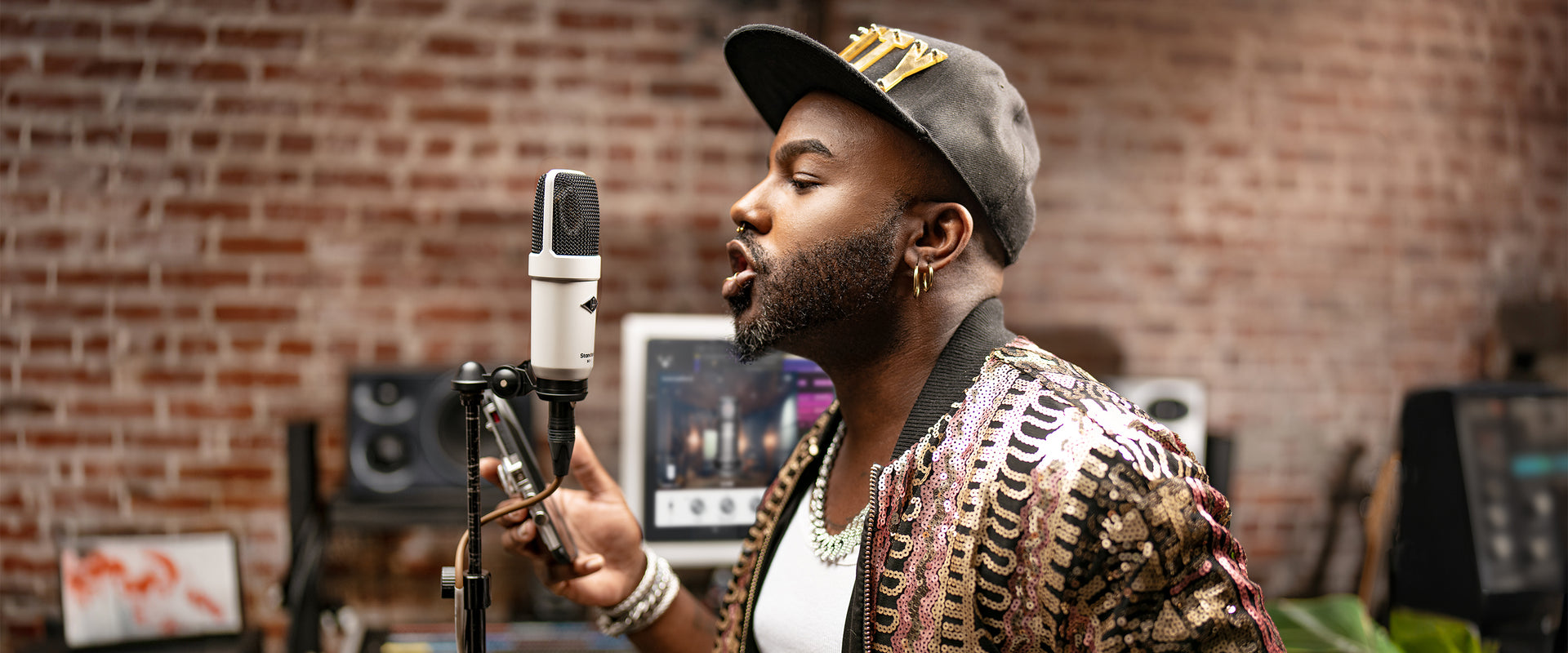 Vocal Recording Basics – Universal Audio